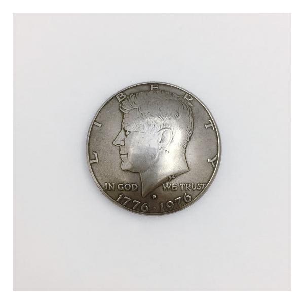 【材　質】銅ニッケル【サイズ】Φ30.0mm/H8.1mm（ネジ飛出：1.8mm）【重　量】12g【年　代】1776-1976年【　国　】アメリカ【硬　貨】50ドル【付属留め具】組みネジ　※留め具はマグネットホック（別売り）に変更可能です。
