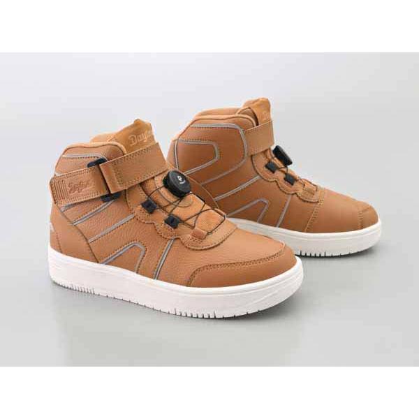 カラー：ブラウンサイズ：25.5cm歩きやすさ＋ライディングのしやすさを追求。急な雨でも安心なスニーカースタイルの防水ライディングシューズ。着脱が容易なリールシステムとアンクルベルトで、好みのホールド感に調節できます。くるぶしにはプロテクタ...