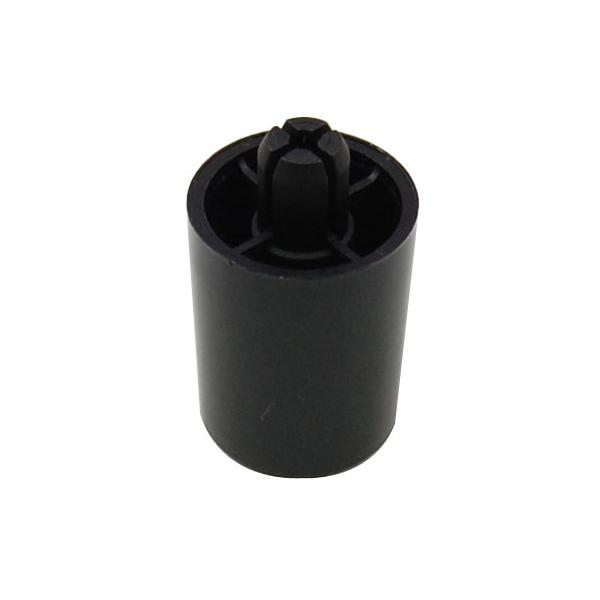 機器を安定させるためのゴム製の足です。1個入り。1台につき4個必要です。適用機種RT61GH1S-BR，RT61GH1S-BL，RT64-2H6S-R，RT64-2H6S-L，RT64MH7R2-CR，RT64MH7R2-CL，RT64JH...