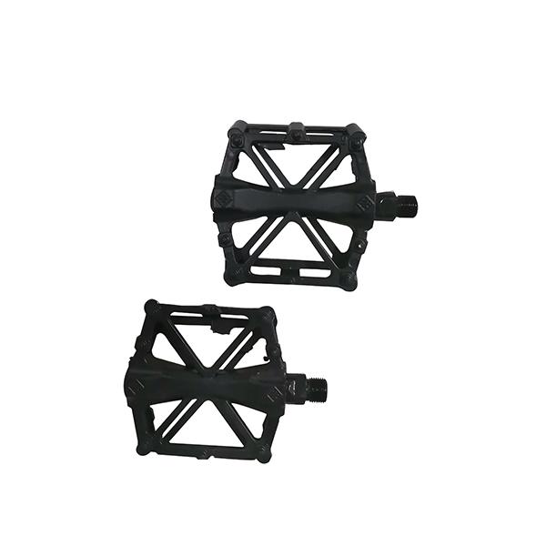 カラー：ブラック商品サイズ：約100×94mm   取付ネジ：14mm単位：1ペア