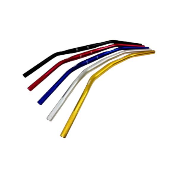 メーカー品番：TA-GOW-HL003SI適合車種：XMAX250カラー：シルバー商品サイズ：W=720mm、H=90mm、センター部φ28.6mm×100mm.、グリップ部φ22.2mm(バーエンド部内径φ17mm）単位：1個