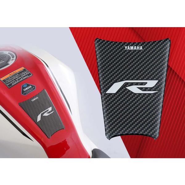 【適合車種】■車種名：YAMAHA ヤマハYZF-R125YZF-R15■適合年式：2023年10月〜【商品内容】■セット内容：YZF-R125 YZFR15 YAMAHA純正 タンクパッド 1枚■カラー：ブラックカーボン調【商品説明】■海...