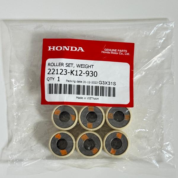 【商品内容】■セット内容：HONDA純正 ウエイトローラー 1セット（6個入り) ■Parts No.：22123-K12-930【商品説明】■HONDA純正ウエイトローラー。ご所有のバイクに取り付け可能か適合表等でご確認お願い申し上げます。