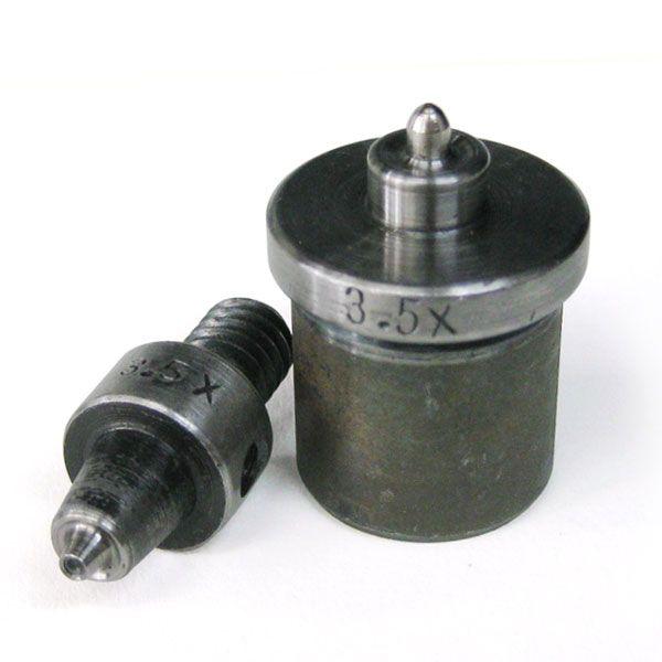 3.5mm径の電気ハトメ「ハトメ3.5×3」「ハトメ3.5×4」などを取付けるためのの工具です。ハンドプレス機に取付けて、ハトメ打機にするための治具パーツ。日本の工場で製造しています。