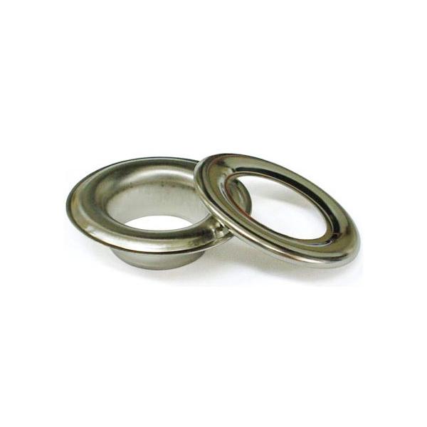 18mm径のハトメ「アイレット32」座金付きタイプです。専用の工具でとりつけることで裏面が丸く、リング状にして留めて仕上げることができますので、アイレットリングとも呼ばれます。高さ10mmですので、合計厚み7mmまでのものを目安にお取付けく...