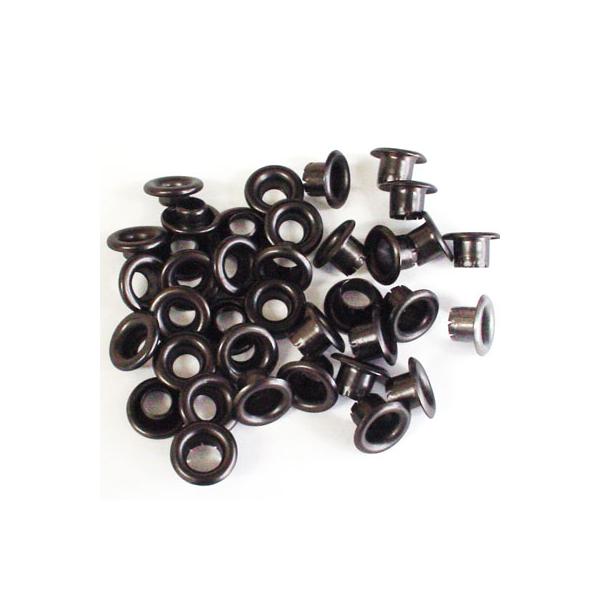 裏も表も全く同じように仕上がる、内径5mmの両面ハトメ300です。取付後には直径5mm穴の周囲に約2.5mmのぷっくりした金属縁ができます。この金属縁は裏も表も対照的な、ドーナッツ状の立体的な輪となります。また本体の高さが5mmしかなく座金...