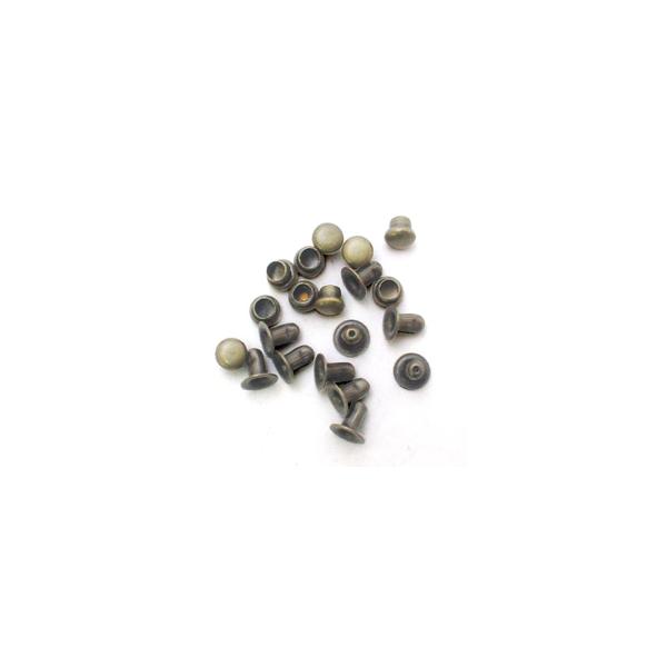 頭(メス)3.5mm、足(オス)4×4mmの極小サイズの「ミニカシメ」です。片面カシメで、軸径1.9mm。厚み4mm程度のものにお使いください。真鍮でつくった本体の表面に、シルバー色のニッケル鍍金、アンティーク鍍金、メタリックな光沢のあるブ...