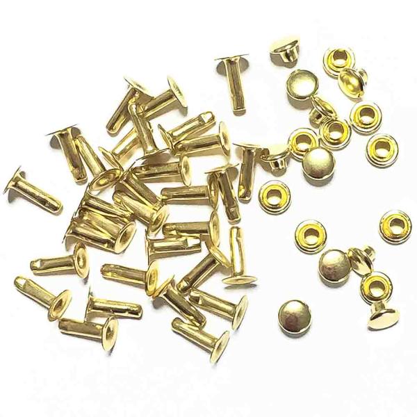 頭(メス)の直径6mm、足(オス)10mmの真鍮製の小カシメの超足長です。真鍮製。片面タイプ。足軸径2.5mm。革や布の厚みが厚み8mm程度のものにお使いいただける特殊なカシメになります。ニッケル色のみのお取り扱いになります。