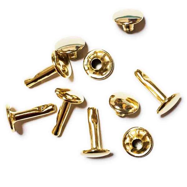 頭(メス)の直径9mm、足(オス)14.5mmの真鍮製の大カシメの超長足です。鉄製。両面タイプ。足軸径3mm。革や布の厚みが厚み11.5mm以下のものにお使いいただける特殊なカシメになります。