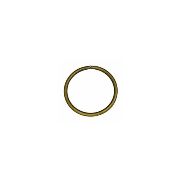 「丸カン3×40」は、リングの内径が約40mm、本体の鉄線太さが約3mmの丸い輪のカン金具。線の先端は溶接していません。本体は鉄製ですが、表面にニッケル鍍金・アンティーク鍍金、2種類の鍍金をかけて仕上げています。ニッケル鍍金はスタンダードな...