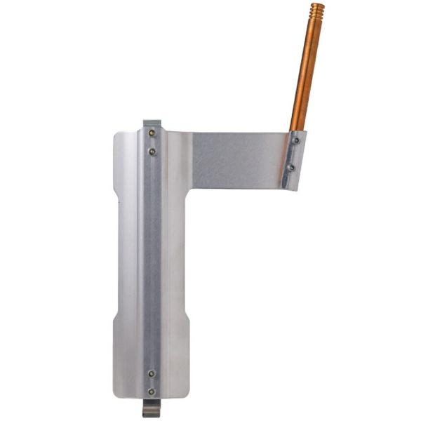 液化ガスの気化を促進し、液化ガスの欠点であったドロップダウン(連続使用時にボンベが冷えて、火力が落ちる現象)を防ぎます。低温時での使用、および長時間連続の使用時に効果があります。