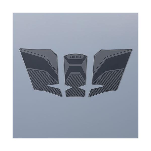 乗り降り時の靴キズから車両を保護するプロテクションパッドラグジュアリーなスポーティマシンであるXMAXに合う、落ち着いたラインデザインとカーボンパターンが車両の印象をより引き締めます。◆適合車種：YAMAHA XMAX('23〜）◆適合車両...