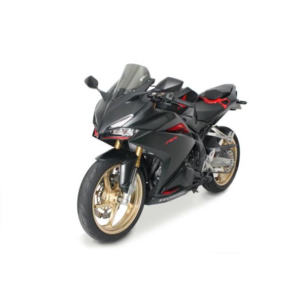 ◆適合車種CBR1000RR(12-16)CBR1000RR SP(12-16)MOTOGPからアイデアを得て開発されたスクリーン。体を伏せたときに、スクリーンとヘルメットが一体化するように、スクリーン上部の一部がカットされています。