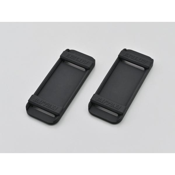 車体の傷つきを防ぐシリコン製のベルトパッド。幅25mm以下のベルトに対応し、バックル部にも取り付け可能。ヘンリービギンズのシートバッグに使用されるベルトにも最適です。