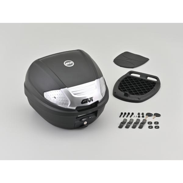 手軽な価格のGIVI ベーシックモデル。付属の汎用ベースを使用し純正や市販のキャリアが取り付けできるほか、GIVI製車種専用フィッティングと組み合わせて取り付けることも可能です。ヘルメットがひとつ入るコンパクトサイズ。・容量：30L・重量（...