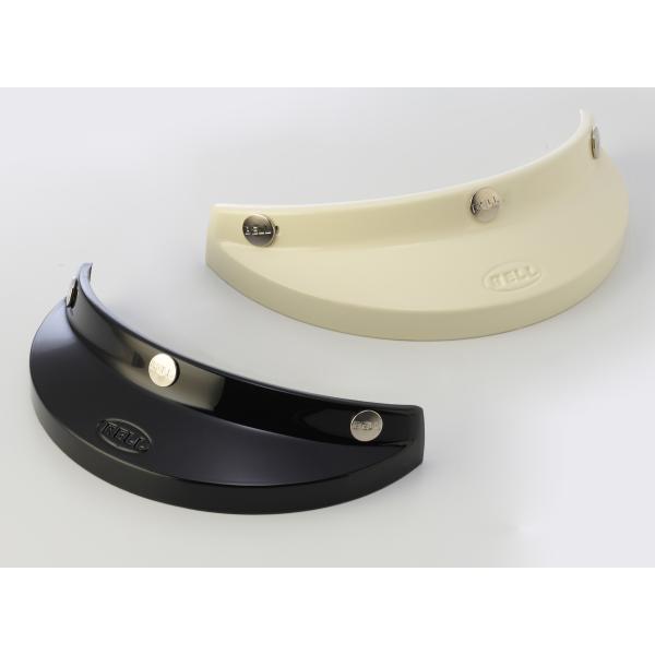 つばの中心に「BELL」のプレスロゴが入った、3点留めの汎用バイザーです。[ カラー / 品番 / JAN ]・ブラック / 32300080 / 4538792805474・アイボリー / 32300081 / 4538792805467...