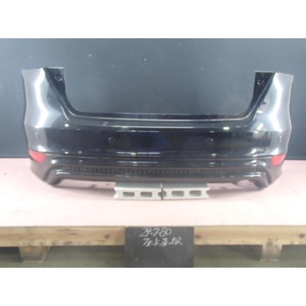 **** 商品説明を必ずご確認ください ****部品管理番号：202407008015100部品名：RバンパーASSY部品区分：リサイクル品車名：フォード フォーカス車両タイプ名：5ドアハッチバック通称型式：MPB3XXMXC3FT2594...