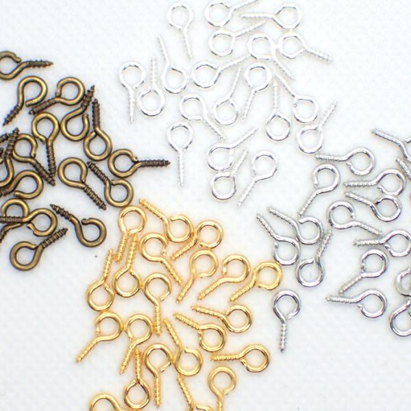 ポイント利用【商品説明】全4色使いやすいサイズのヒートン金具です。レンジ、樹脂チャームなどに、アクセサリー制作に大活躍です。【商品仕様】・全長：約10mm・幅：約5mm ・通し穴：約2.5mm・厚み：約1mm※ある程度の個体差がございます。...