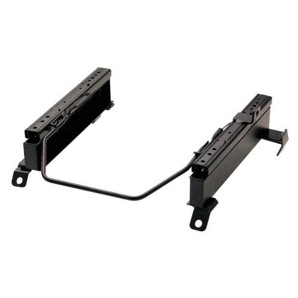 商品名：Super Seat Rail RBメーカー：ホンダ車種：ストリーム型式：RN1年式：2000/10〜2003/09駆動：適合詳細：マイナー前取付位置：左側(助手席側)仕様：下止め専用／保安基準適合モデル／日本製対応可能シート：BR...