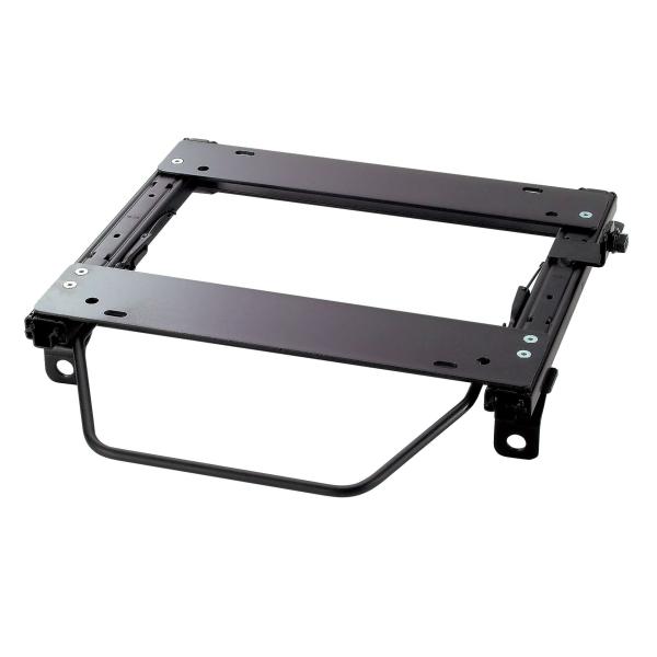 商品名：ブリッド Super Seat Rail MOメーカー：いすゞ車種：エルフ型式：2GRーNKR88AM年式：2023年3月〜駆動：適合詳細：取付位置：右側(運転席側)仕様：下止め専用／保安基準適合モデル／日本製対応可能シート：BRI...