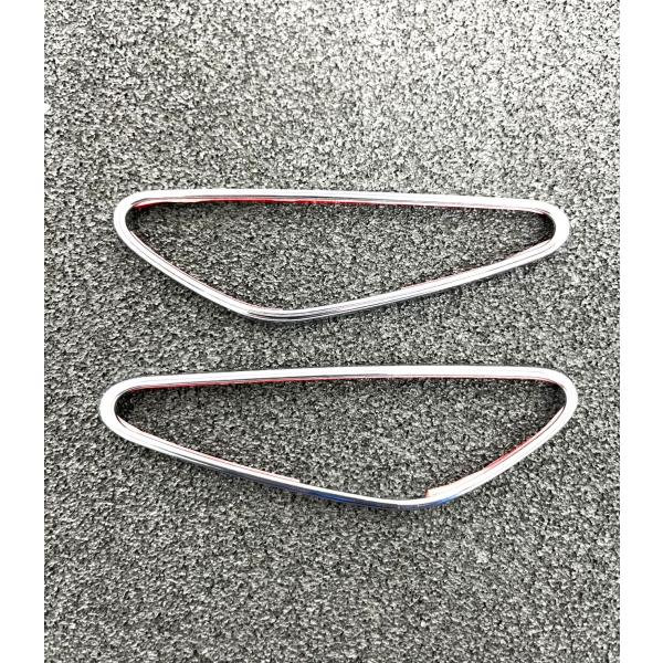 商品説明＞＞大人気♪大流行♪新商品♪新アイテム♪のメッキサイドマーカーリング(フェンダーマーカー装着車用)になります。 ★★★当社オリジナル商品になります。専用設計でいかに違和感無く作り格好がさらによくなるようにするかをテーマに製作いたしま...