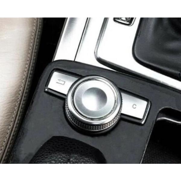 ＜＜商品説明＞＞　大好評！大人気！！ニューアイテム！！！サテンシルバーセンターコンソールスイッチカバーになります。新アイテムになります♪もちろん一台分ワンセットのお値段になります♪サテンシルバーの高品質な高級感がさらなる高みに押し上げてくれ...