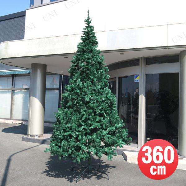 ロビーやエントランスで活躍する大型のクリスマスツリー。全体の形がバランスの良い美しい円錐形。枝の数、葉の数が一般的なツリーよりも多いのが特徴です【キーワード】グリーンヌードツリー,飾りなし,クリスマスパーティー,イベント,xmas,chri...