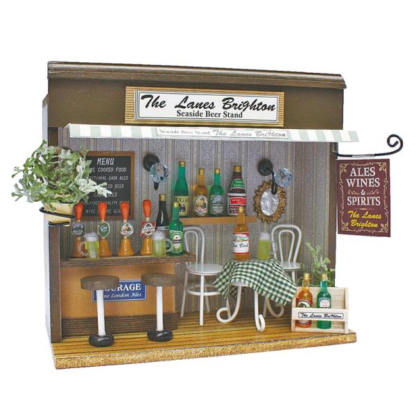 ヨーロッパの街角にあるお店を参考にデザインした人気シリーズです。 ミニチュアパーツが多く含まれておりますので、比較的簡単に作れるのが特徴です。レイアウト変更も可能ですのでおこのみに合ったお店にアレンジしてお楽しみ下さい！【キーワード】おもち...