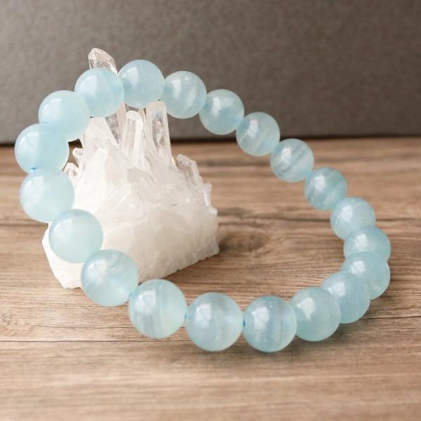 高品質 ブルー カルサイト  10mm ブレスレットサイズ：10mm（±0.3）内径サイズ17cm※サイズダウンのみ可、ご購入前に問い合わせくださいませ。【カルサイト】カルサイト は鉱物内の成分により、様々なカラーがあります。ブルーカルサイ...