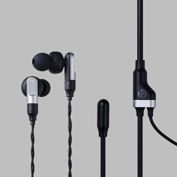 最適って、最強。エレコムのハイクラス・ゲーミングデバイス“ELECOM GAMING V custom”シリーズ。周波数特性にこだわり抜いた独自開発のドライバーを搭載し、ガンシューティング系ゲーム(FPS)の空間イメージと定位感の良さを実現...