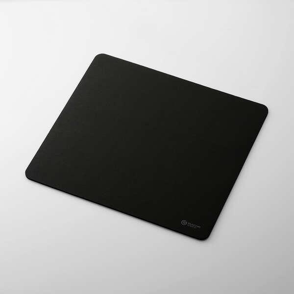 厚さ5mmのラバーで、良く沈み良く止まる。均一な質感と程よい表面摩擦でプレイをサポートする、バランスタイプのELECOM GAMING ゲーミングマウスパッドです。
