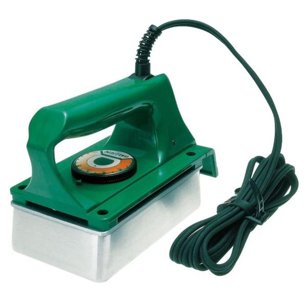 ◆メーカー GALLIUM [ガリウム]◆品名 ワクシングアイロン TU0205◇消費電力 100V/700W◇質量 約1kg◇温度調節範囲 約90℃〜約150℃◇サイズ 縦約17×横約10×高さ約12cm