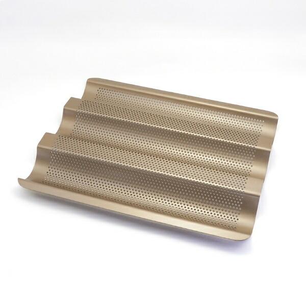 このフランスパン天板は、シリコン加工が施された業務用のパン焼き型です。サイズは268×241×H26mmで、小さめのフランスパンやバケットの焼成に最適です。家庭用から業務用まで幅広く対応し、焼き上がりの仕上がりが美しいと評判です。?●生産国...