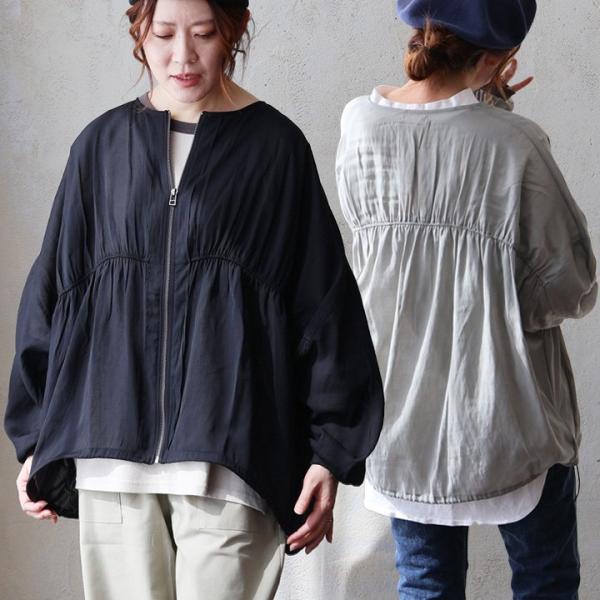 【発売日：2026年03月30日】r251118008[商品説明]・今の季節からはもちろん、夏の冷房対策や初秋まで活躍するのがこのシアーブルゾン。・シアー生地はほんのり透ける軽やかな生地感で、重たく見えず見た目も涼しく、自然と抜け感をプラス...