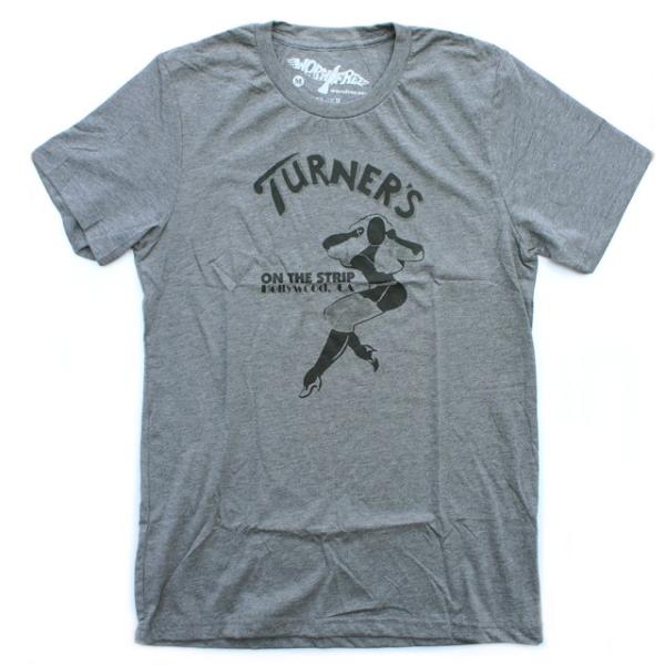 WORN FREE ジョーンジェット Turner's Tシャツ - ジョーンジェット初のキャリアとなるバンド The Runways時代に着用していたTシャツの復刻モデルになります。当時まだ10代でインディーティーン的な雰囲気が全面に出て...