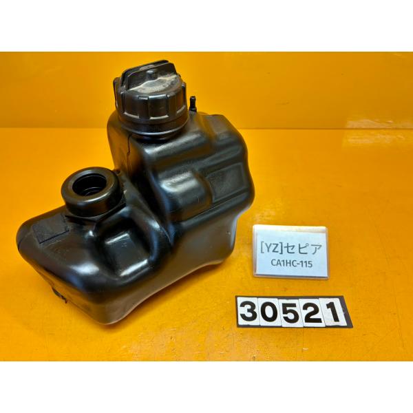 【送料無料!!】[ YZ 30521]スズキ SUZUKI セピア CA1HC-115 ガソリンタンク 燃料タンク
