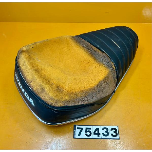 【送料無料!!】75433 中古 HONDA ホンダ タクト AB07純正シート 破れあり