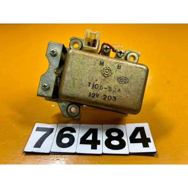 【送料無料!!】76484 中古 YAMAHA ヤマハ U5E U7E V70電圧レギュレータ 12V 錆あり