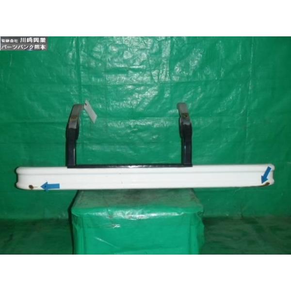 **** 商品説明を必ずご確認ください ****部品管理番号：000011050513800メーカー純正品番：S705-56-570C部品名：左サイドステップ部品区分：リサイクル品車名：ボンゴブローニィ車両タイプ名：トラック通称型式：SD2...