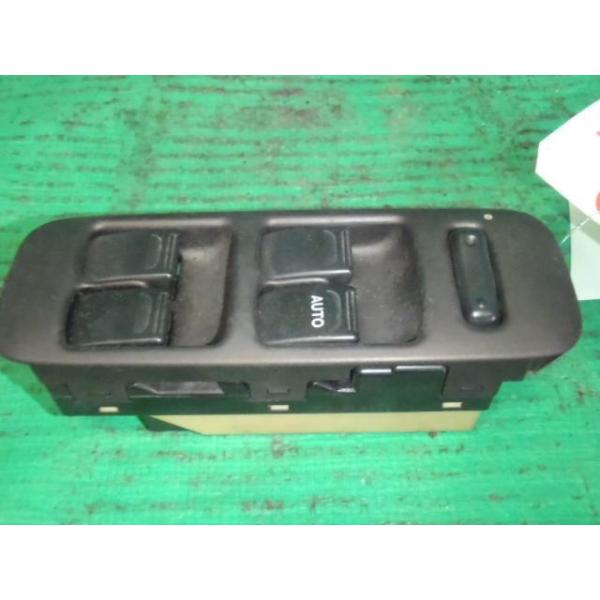 **** 商品説明を必ずご確認ください ****部品管理番号：000011071661900部品メーカー：オムロンメーカー純正品番：37990-84F00-ZK5部品名：パワーウインドウスイッチ部品メーカー品番：C8H-S71-ZK5部品区...