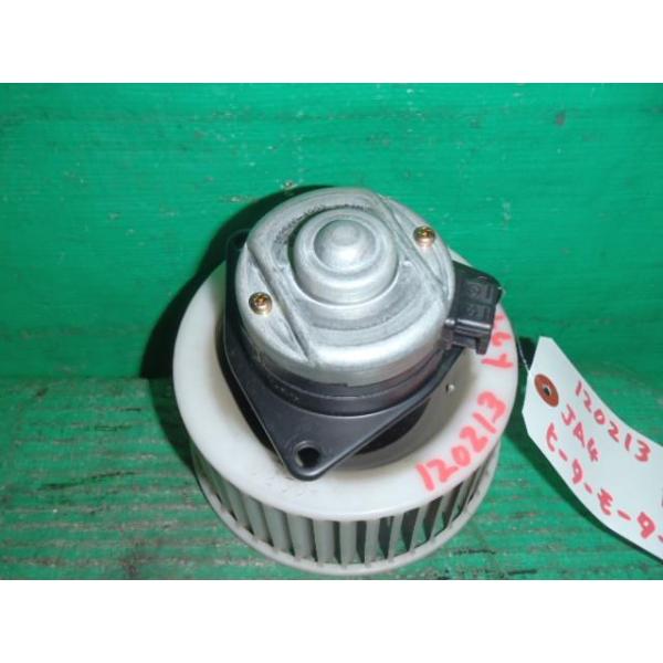 **** 商品説明を必ずご確認ください ****部品管理番号：000012021367900部品メーカー：デンソーメーカー純正品番：39430-SD5-013部品名：ヒーターブロアモーター部品メーカー品番：162500-4922部品区分：リ...