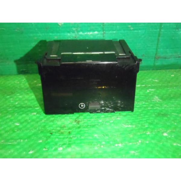 **** 商品説明を必ずご確認ください ****部品管理番号：000013122468050部品メーカー：JECOメーカー純正品番：83910-30600部品名：時計部品区分：リサイクル品車名：クラウン車両タイプ名：4ドアセダン通称型式：G...