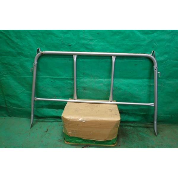 **** 商品説明を必ずご確認ください ****部品管理番号：000018070819900メーカー純正品番：65410-97501-000部品名：トリイ部品区分：リサイクル品部品カラー：ブルーイッシュシルバーメタリック車名：ハイゼット車両...