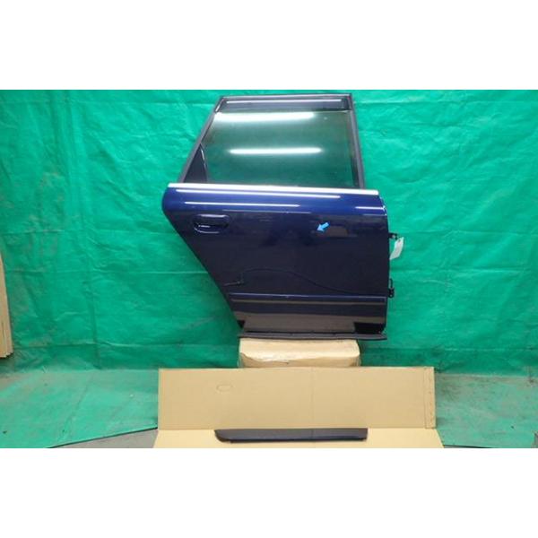 **** 商品説明を必ずご確認ください ****部品管理番号：000019090413300部品名：右RドアASSY部品区分：リサイクル品部品カラー：ダークブルー部品情報：P/W車名：アウディ A4車両タイプ名：ステーションワゴン通称型式：...
