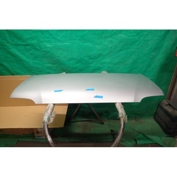 **** 商品説明を必ずご確認ください ****部品管理番号：000021100410500メーカー純正品番：58100-76AA0部品名：ボンネットフード部品区分：リサイクル品部品カラー：シルキーシルバー(M)車名：エブリィプラス車両タイ...