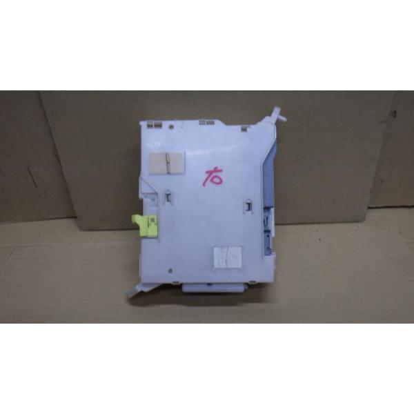 **** 商品説明を必ずご確認ください ****部品管理番号：000022060563700メーカー純正品番：82730-30130部品名：マルチコンピューター部品区分：リサイクル品車名：クラウン車両タイプ名：4ドアセダン通称型式：GRS1...