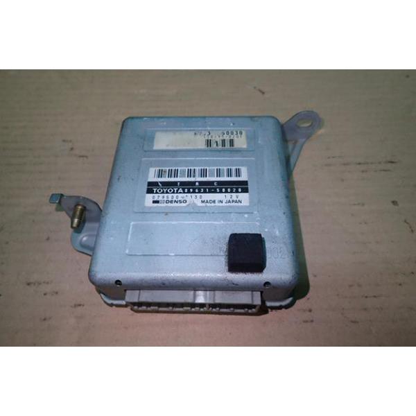 **** 商品説明を必ずご確認ください ****部品管理番号：000057096269950部品メーカー：デンソーメーカー純正品番：89631-50020部品名：TRCコンピューター部品メーカー品番：079500-0130部品区分：リサイク...