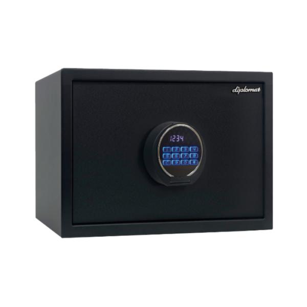 ※こちらの商品は軒先(玄関)渡しの商品です。開梱・設置作業は含まれておりません。※ディプロマット 金庫 デジタルテンキー式 セキュリティセーフ 非耐火 内容量25L 警報アラーム付 P33 マットブラック コンパクト スタイリッシュ