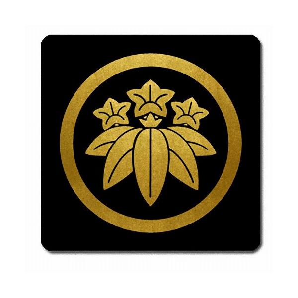 ・耐水性のある艶消しタイプの家紋シールです・かばん、車など平面な部分にご自由に貼れます・海外へのお土産などに最適です・本体サイズ：10cmx10cm・材質：塩ビ艶消しラミネート・こちらの商品は全国送料無料で発送いたします・日本郵便のクリック...