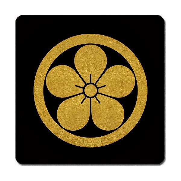 ・耐水性のある艶消しタイプの家紋シールです・建物・玄関・車など平面な部分に使用できます・海外へのお土産などに最適です・本体サイズ：24cmｘ24cm・材質：塩ビ艶消しラミネート・こちらの商品は全国送料無料で発送いたします・日本郵便のクリック...